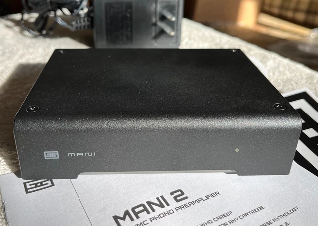 SCHIIT AUDIO MANI 2 PHONO AMPLIFIER PRE-AMP, BLACK, w/ AC ADAPTER ...