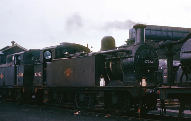 BRITISH RAILWAYS STEAM Loco 47223 - 35mm Photographic Slide c/w ...