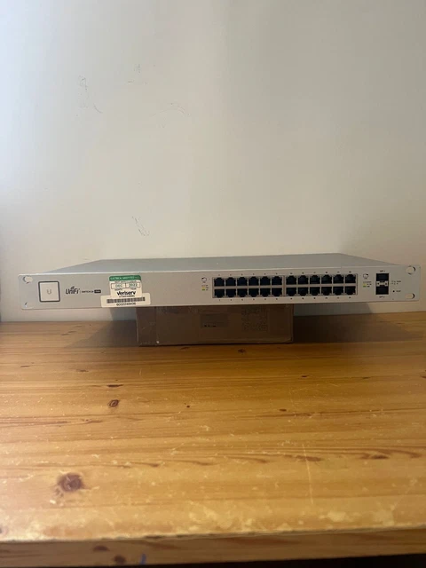 UBIQUITI US-24-250W UNIFI 24port Gigabit PoE Switch (250W) £329.99 ...