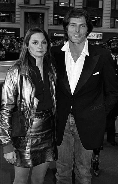 CHRISTOPHER REEVE & Gae Exton at the premiere of Superman II at - 1981 ...