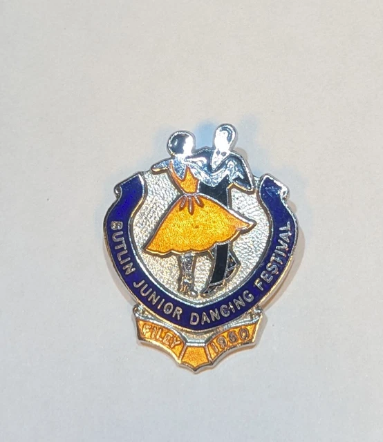VINTAGE BUTLINS 1960 Filey Holiday Camp Junior Dancing Festival Badge ...