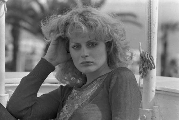 AMERICAN ACTRESS BEVERLY D'Angelo at the Cannes Film Festival on M- Old ...