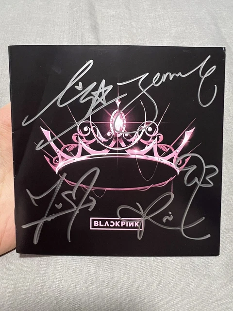 BLACKPINK THE ALBUM Booklet Signed By All Members (Lisa/Jennie/Rose ...