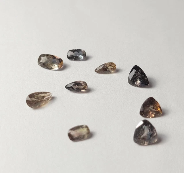 AXINITE BLUE AND Green Zoning Gemstone LOT £250.00 - PicClick UK