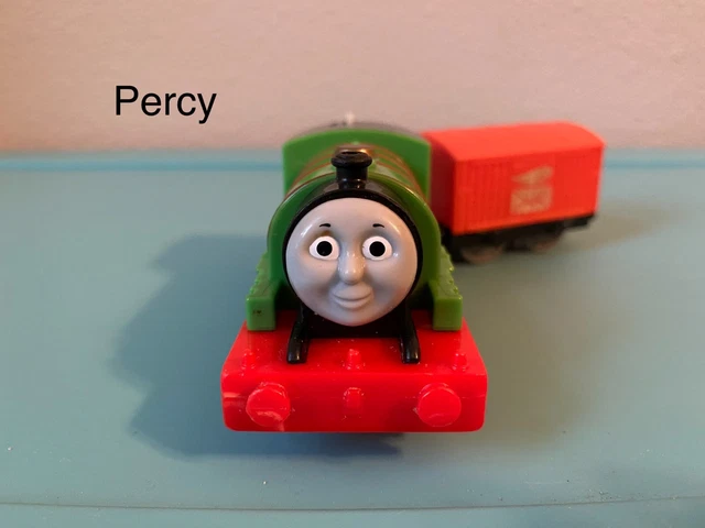 THOMAS & FRIENDS TrackMaster Motorized Train Engine PERCY + Orange Car ...
