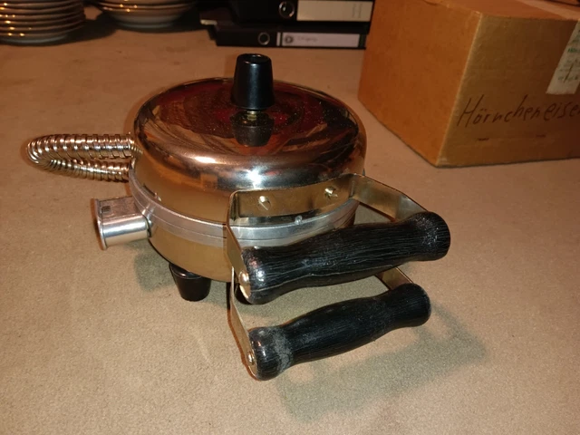 DDR HÖRNCHENEISEN, WAFFELEISEN, Röllcheneisen Type 55d 400 Watt Neu ...