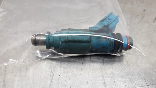 INJECTEUR TOYOTA COROLLA Verso (R10/11) 2004 0280156242 / 232500D060 ...