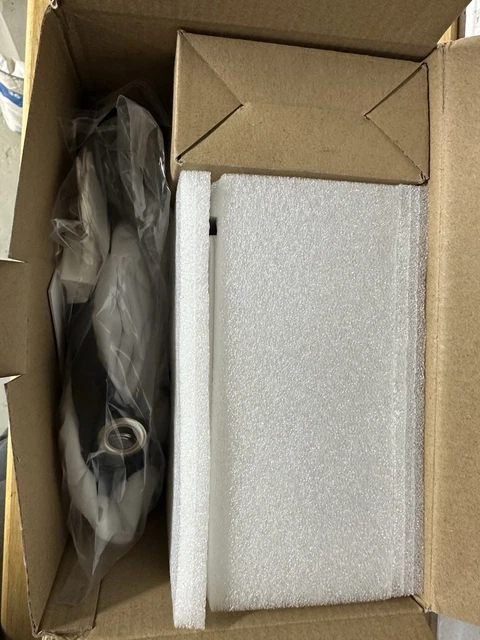 TMY MINI UPGRADED Bluetooth Projector with 120" Screen 1080P Full HD ...