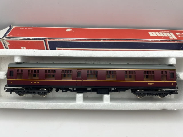 LIMA HO / OO Gauge Model Railway LMS MK1 Composite Coach B2550 2257 Maroon VGC £12.99 - PicClick UK