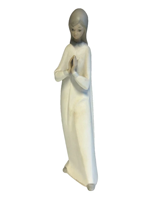 NAO BY LLADRO Figurine Girl Praying Height 23cm £20.00 - PicClick UK