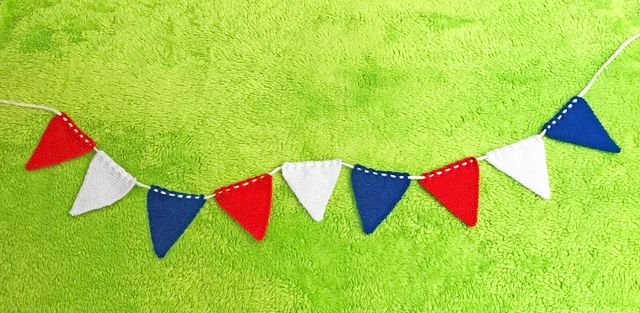 KNITTING PATTERN - Royal British Jubilee flag garland bunting ...