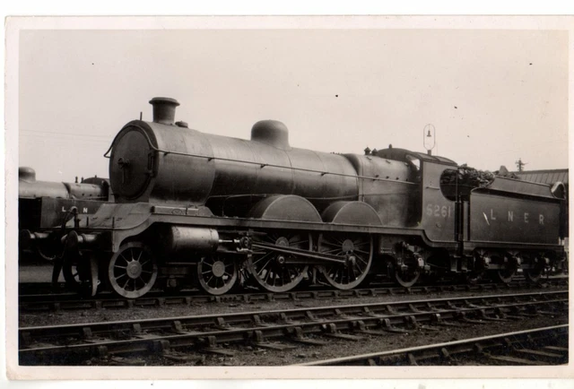 RAIL PHOTO LNER GCR 442 C4 5261 Neasden shed London £2.39 - PicClick UK