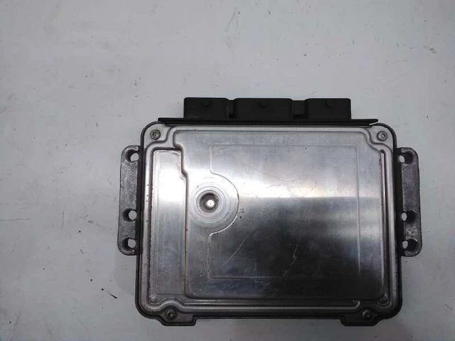 0281011529 CALCULATEUR MOTEUR Ecu Pour Opel Vivaro Furgon 2.7T Corto 242 2420945 EUR 142,96 ...