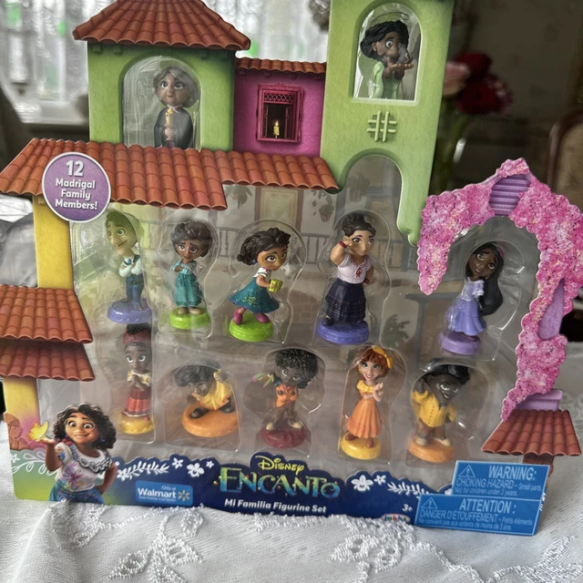 DISNEY ENCANTO TOY Figurines Mi Familia 12 Figure Set - My Family Full ...