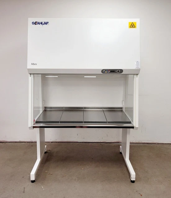 SCANLAF MARS 1200 Classe 2 Biohazard Sécurité Armoire Labo EUR 2.346,65 ...