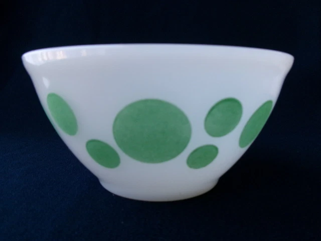 AGEE PYREX GREEN Polka Dot Milk Glass Mixing Bowl 15cm 1960s $25.00 ...