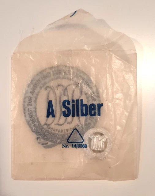 DDR SPORTABZEICHEN MIT Stoff Aufnäher / Patch Silber A – In OVP ...
