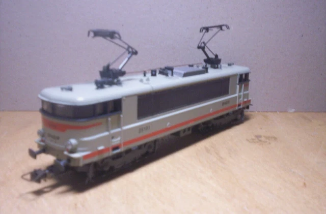 TRAIN HO JOUEF RARE : LOCOMOTIVE ELECTRIQUE BB 25181 LIVRE OCCASION (sans boite) EUR 62,00 ...