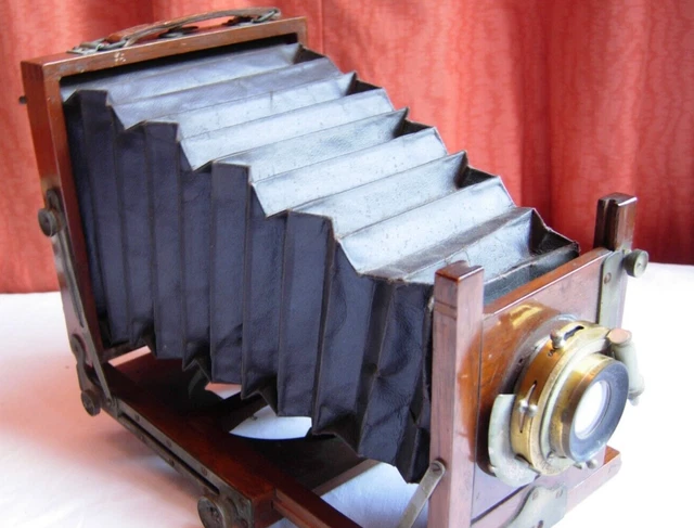 ANTIQUE EASTMAN KODAK Co wooden bellows plate camera 3/4 plate £231.60 ...