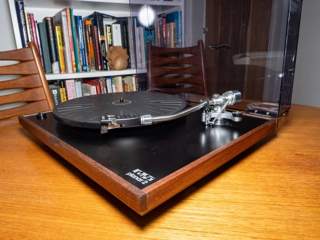 REGA PLANAR 2 Turntable (original Walnut Plinth Model - Owned from new ...