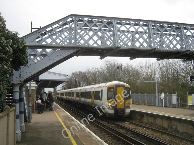 PHOTO 12X8 SANDWICH Railway Station platforms As seen from Platform 1 ...