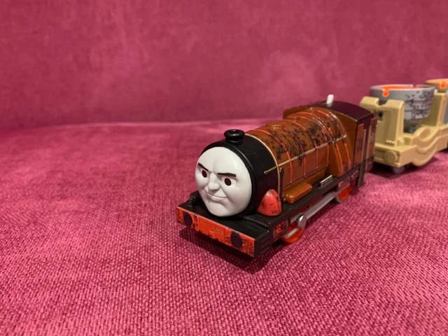 THOMAS & FRIENDS Motorised Hurricane Trackmaster Train £20.00 - PicClick UK