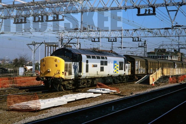 35MM SLIDE BR British Railways Diesel Loco Class 37 37706 1995 ...