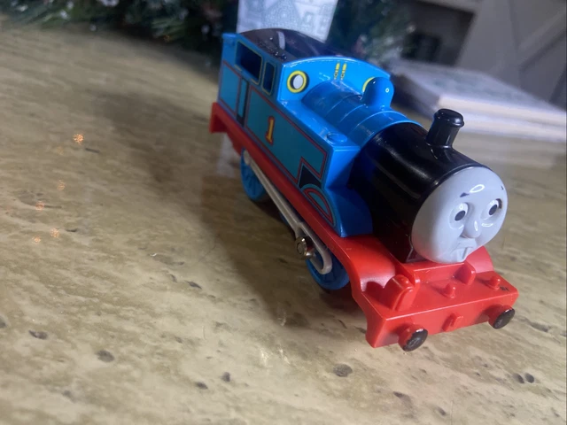 THOMAS & FRIENDS Trackmaster - Thomas Jet Engine Train Only Surprised ...