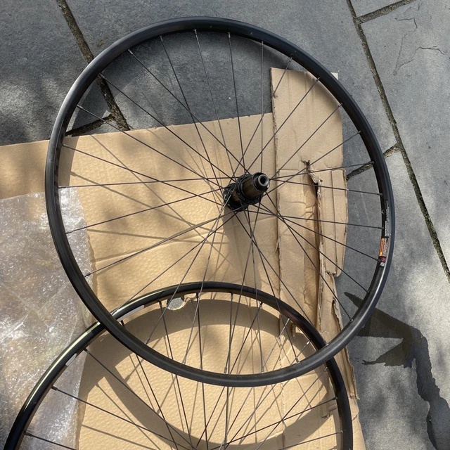 GRAVEL BIKE WHEELSET 700c disc tubeless wtb thru axle 11 speed £99.00 ...