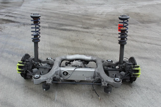 REAR AXLE COMPLETE with differential, shafts, knuckles BMW F10 520d ...