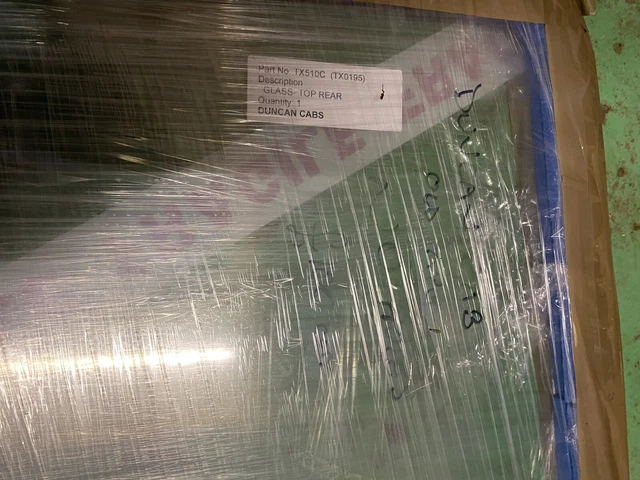 ZETOR CHRYSTAL DUNCAN Cab Rear Window Glass £16.32 - PicClick UK