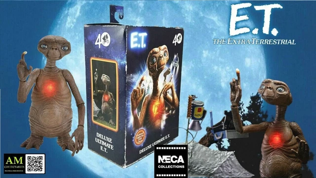 NECA - E.T. the Extra-Terrestrial Action Figure Ultimate Deluxe E.T ...