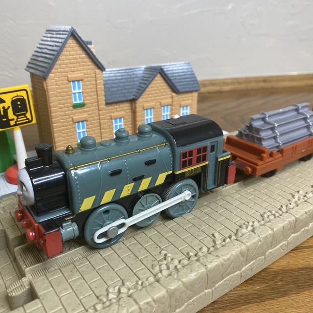 THOMAS & FRIENDS Trackmaster Porter Greatest Moments Motorized Train ...