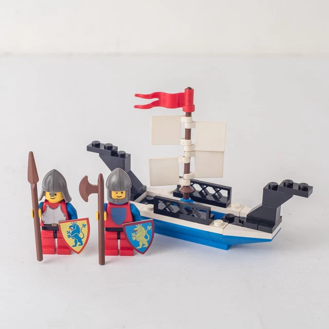 LEGO 6017 BARCA con Armigeri del Castello / King's Oarsmen Lion Knights ...