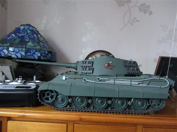 TAMIYA PZKW. VI B. 1/16 RC King Tiger Tank £156.72 - PicClick UK