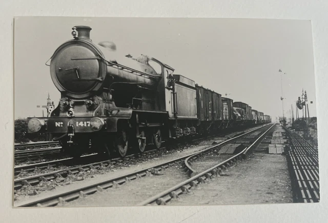 LNER RAILWAY / Locomotive Photograph - 1417 J38 Class Passing Drenn ...