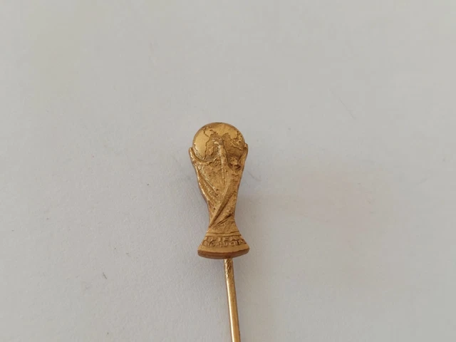 VINTAGE ORIGINAL FIFA World Cup Trophy Pin Badge by Bertoni Milano ...
