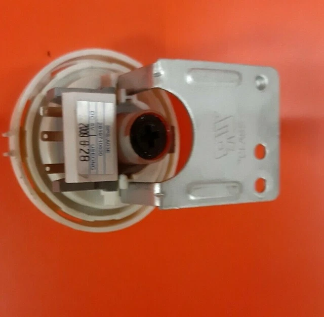 INTERRUPTEUR DE PRESSION pour machine à laver BEKO WM6167W EUR 9,18 ...
