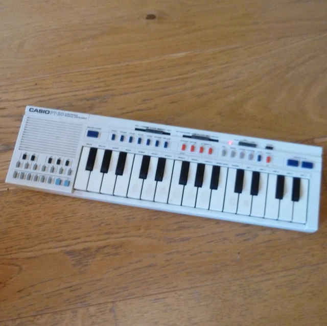 CASIO PT-20 ELECTRONIC keyboard synthesiser 1980's Vintage READ DESC ...