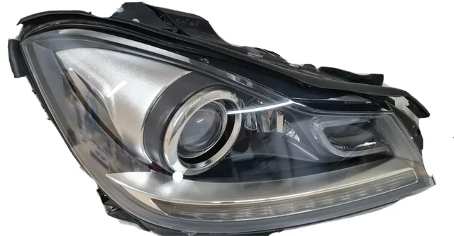 GENUINE MERCEDES HEADLIGHTS right W204 bi xenon ILS A2048205659 ...