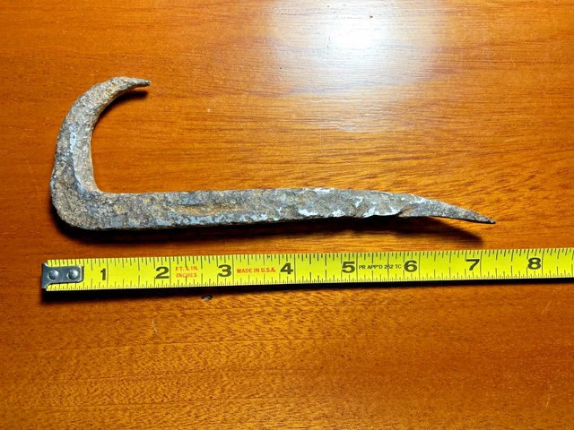 ANTIQUE PRIMITIVE HAND Forged Iron Hook, 18th Century? £41.38 - PicClick UK