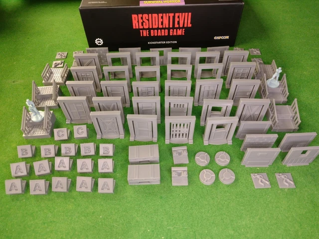 RE1 79 PIECE Board Game set - Doors - Walls - Stairs - Items - Resident ...