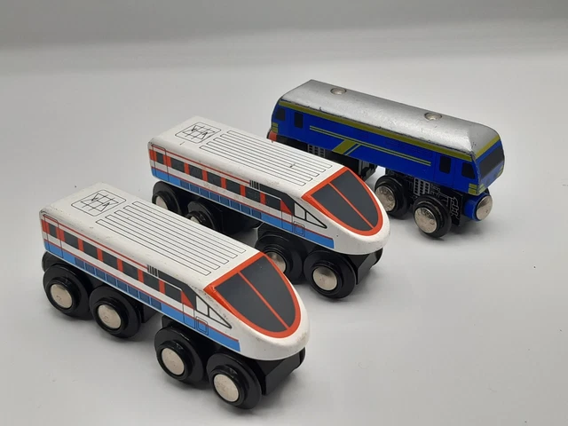 INTERCITY EXPRESS Wooden Train & Carriage Track Set Like Brio £13.99 ...