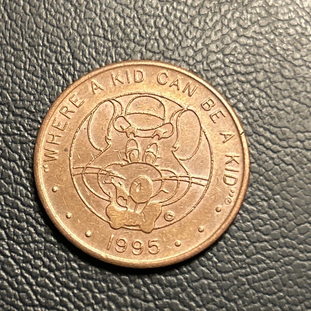 CHUCK E CHEESE Pizza Were A Kid Can Be A Kid 1995 Brass COPPER COLOR ...