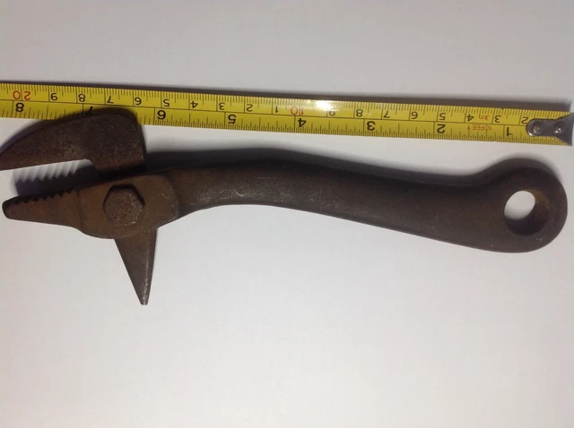 ANTIQUE W W 1 Army Bully Beef can opener Cast Iron handle and steel ...