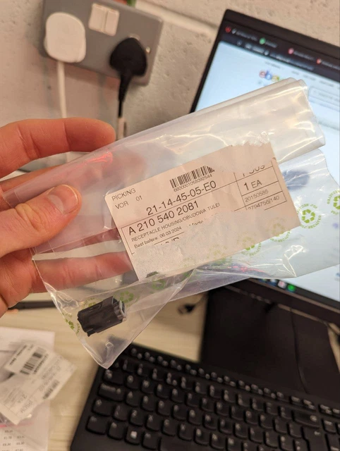 MERCEDES WIRING CABLE Connector Plug Terminal 2-Pole A2105402081 New ...