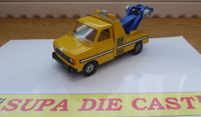 VINTAGE CORGI FORD Transit Wrecker Breakdown / Tow Truck #1140 £8.50 ...