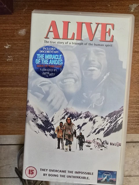 ALIVE VHS PAL Video Andes Plane Crash Thriller Paramount 1993 £1.42 ...