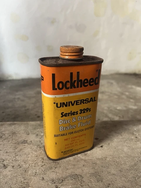 VINTAGE LOCKHEED SERIES 329s Disc & Drum Brake Fluid Oil Can Tin Ap ...
