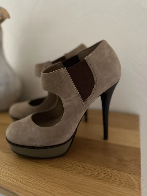 STUNNING CARVELLA TAN Suede Stiletto Killer Heel Platform Shoes Size 6 ...